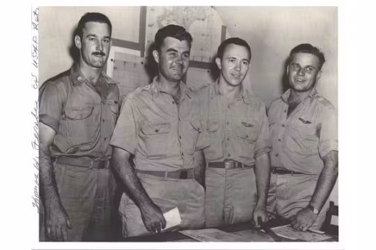 WW2 Atom bomb Colonel Tom Ferebee signed 10 x 8 inch black and white ...