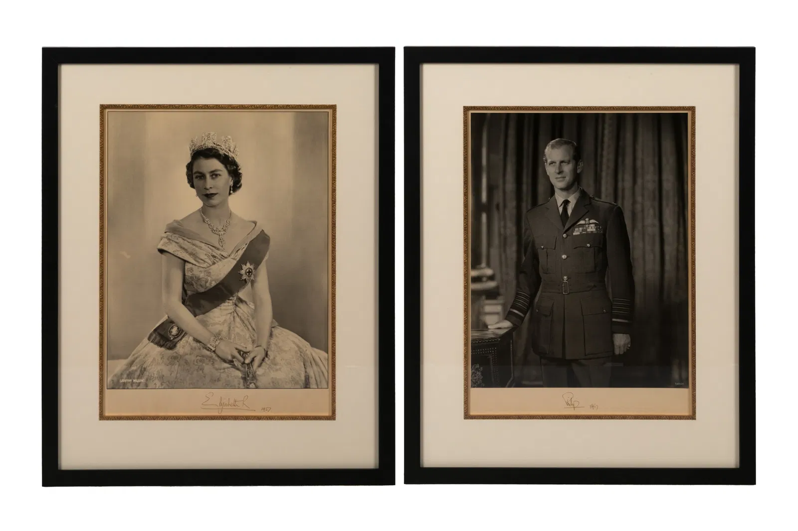 SIGNED PORTRAITS OF QUEEN ELIZABETH & THE PRINCE | Barnebys