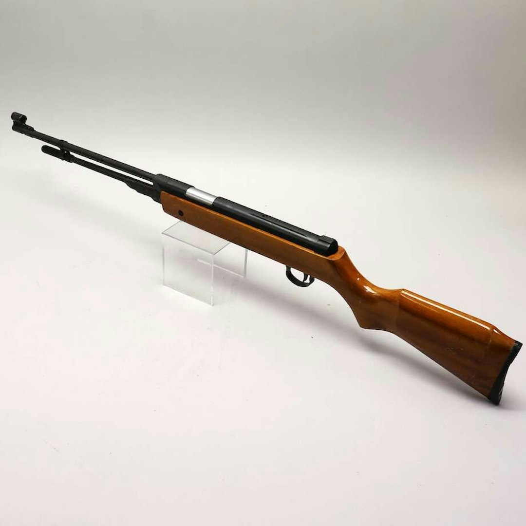 Find past auction results & realized prices on Barnebys’ results database.