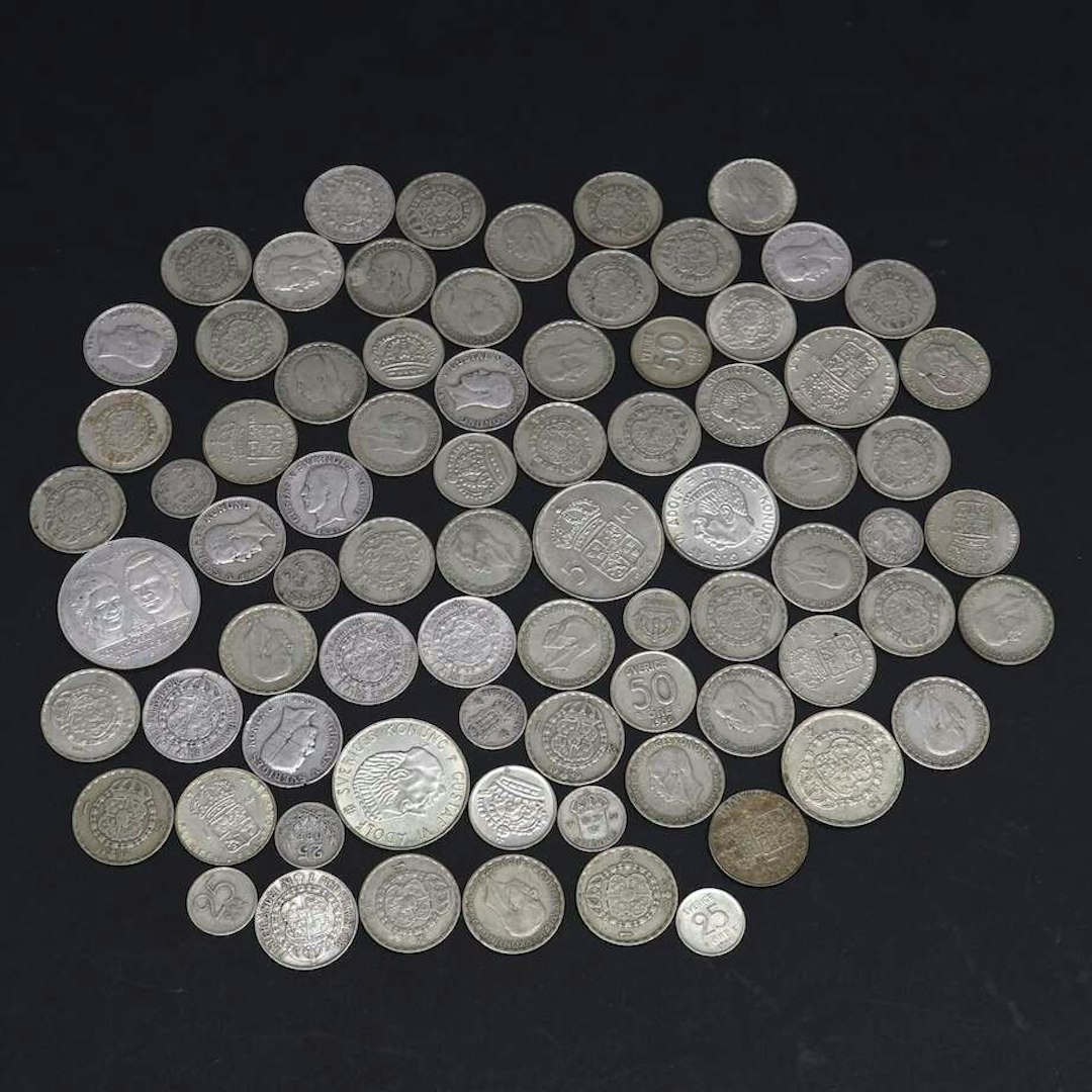 Find past auction results & realized prices on Barnebys’ results database.