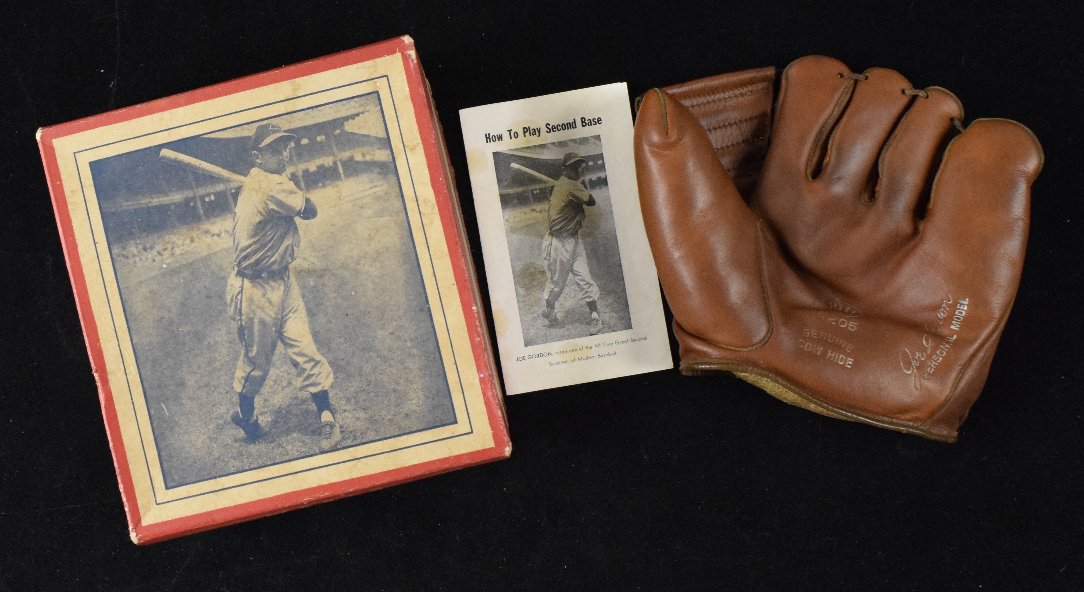 Joe Gordan store model fielder's glove in original Montgomery Ward box ...