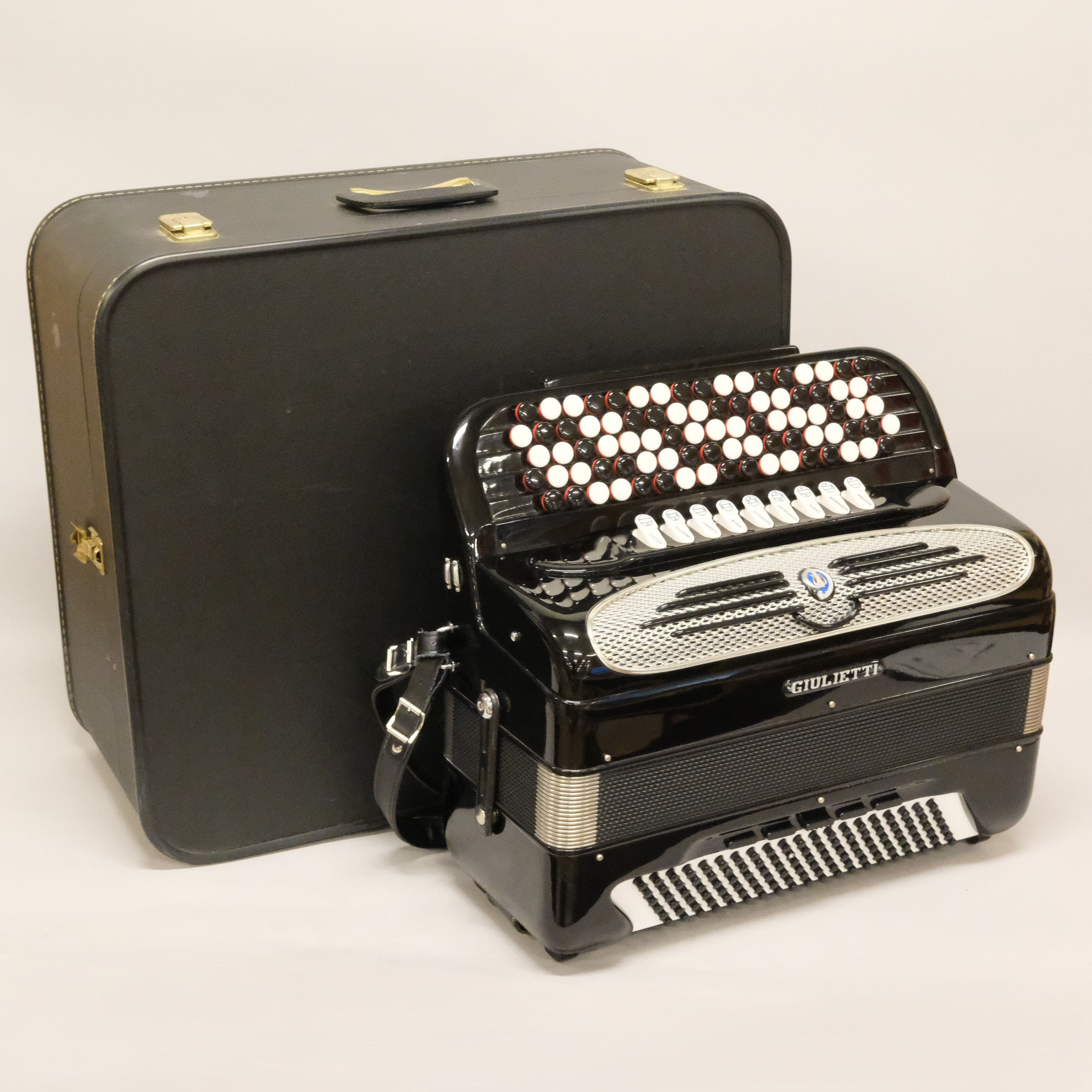 DRAGSPEL, GIULIETTI, MODELL F94C. | Barnebys