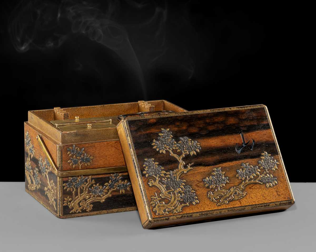 A FINE LACQUERED WOOD TABAKO-BON (SMOKING SET) AND COVER DEPICTING ...