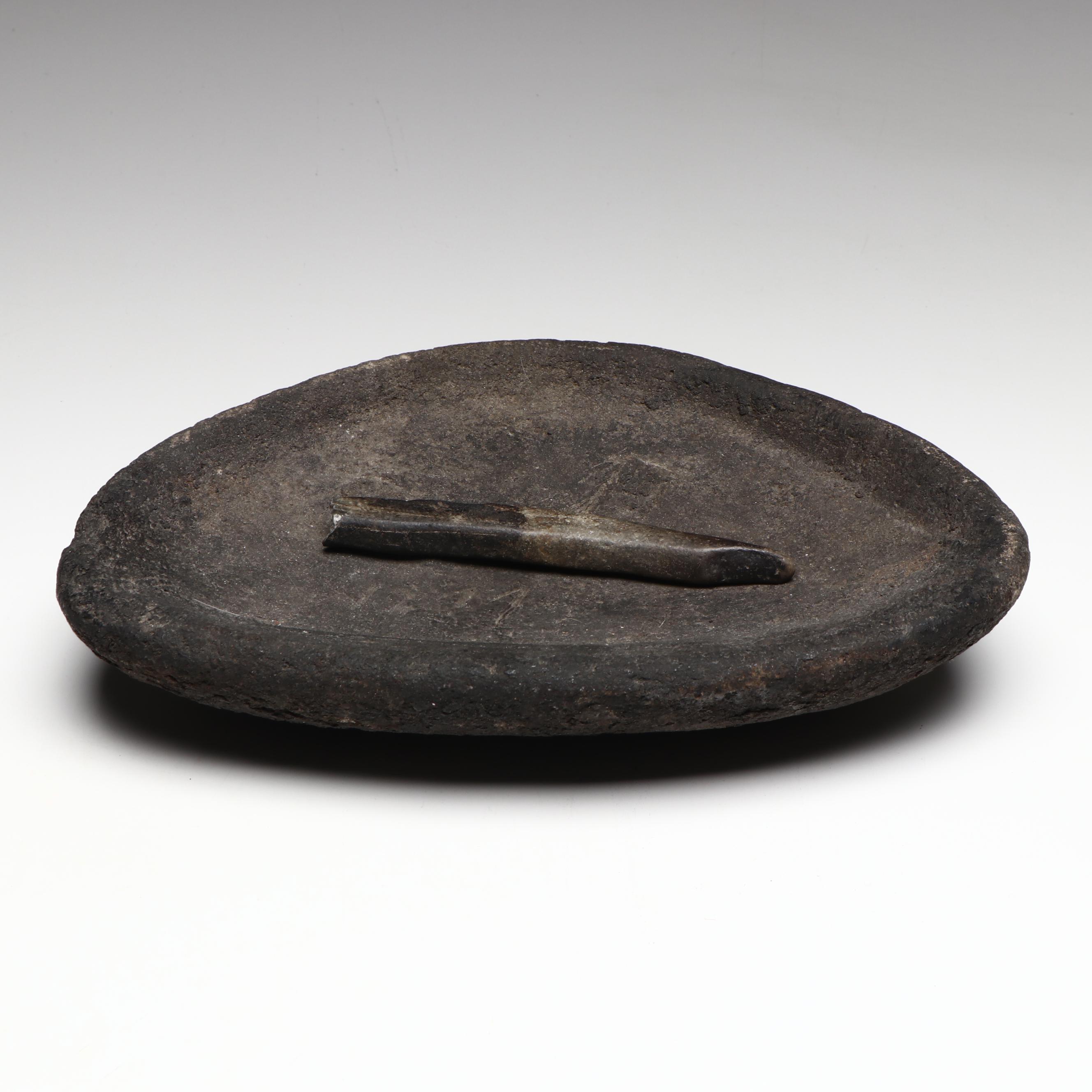 Inuit Stone Qulliq (Seal Oil Lamp) | Barnebys