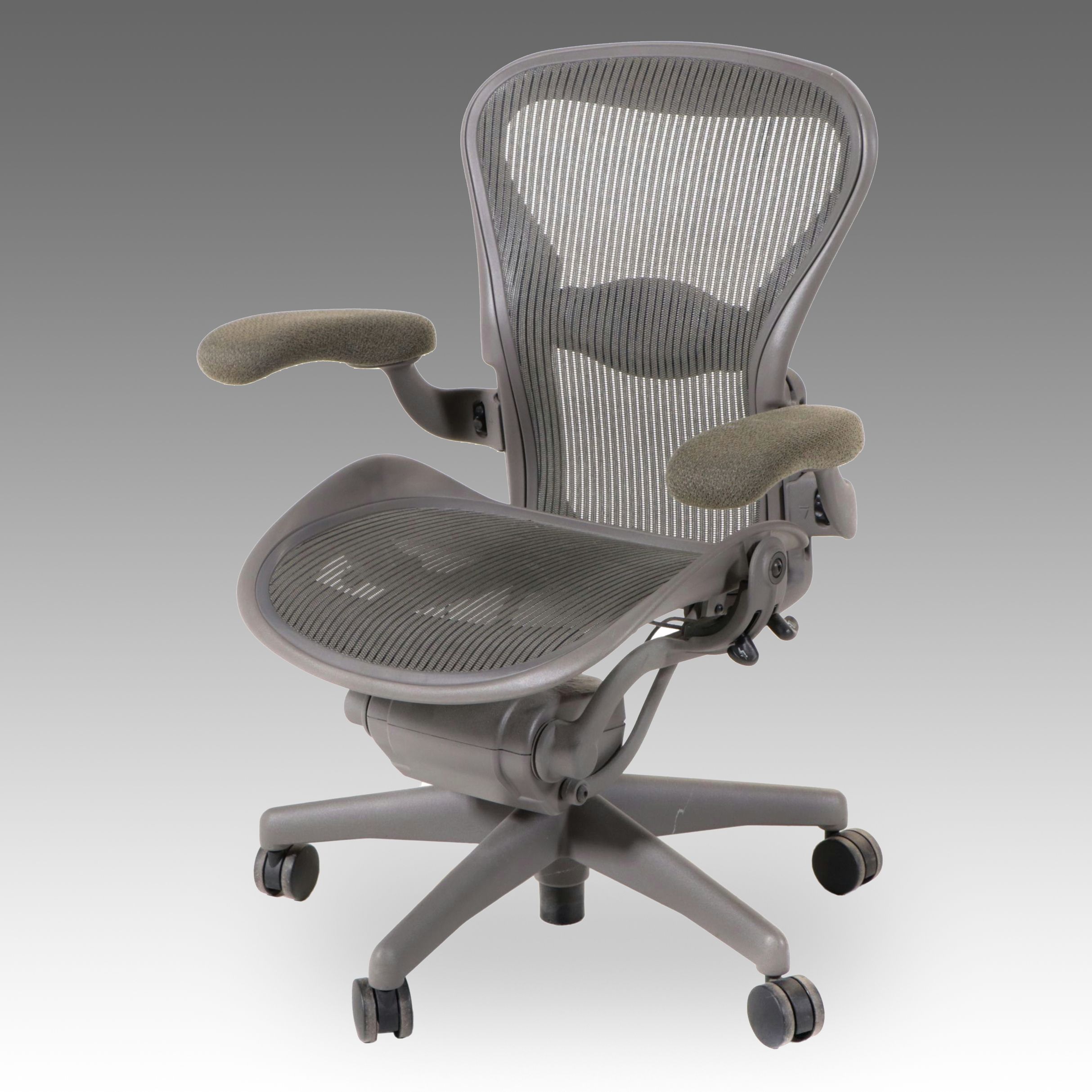 Herman Miller Aeron Desk Chair | Barnebys