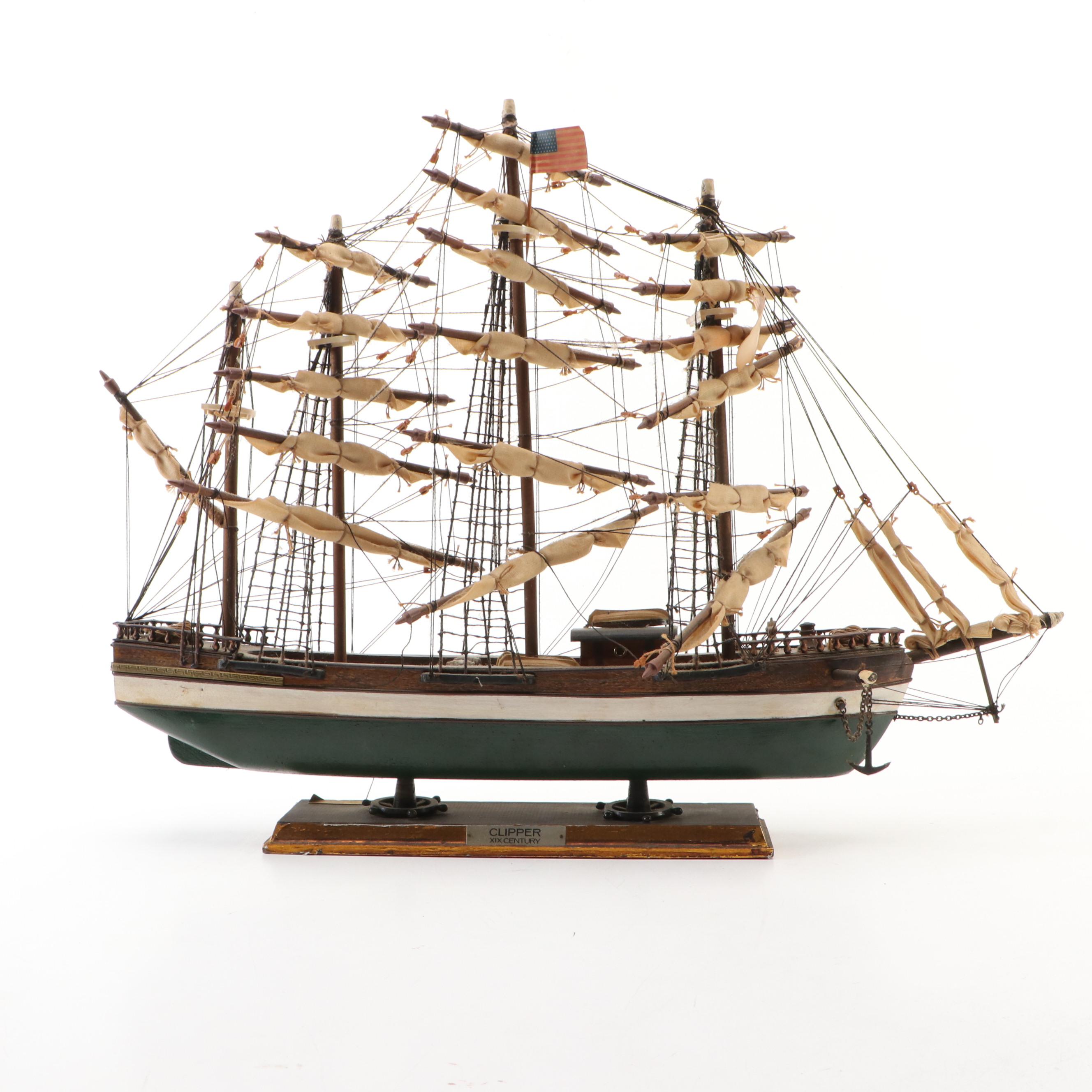 Model Ship Replica of 19th Century Clipper | Barnebys