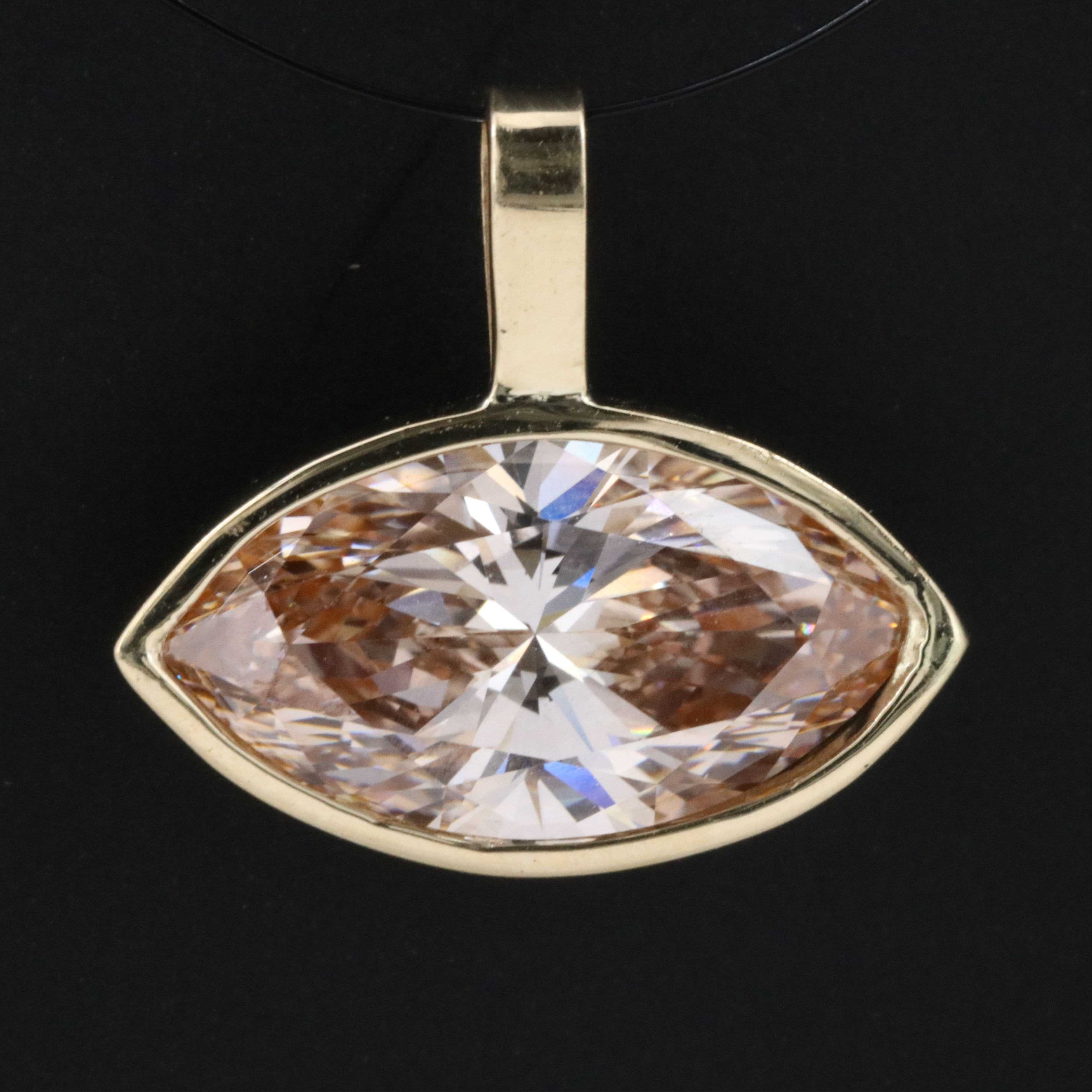 14K 3.35 CT Lab Grown Fancy Pink Diamond East-West Pendant | Barnebys