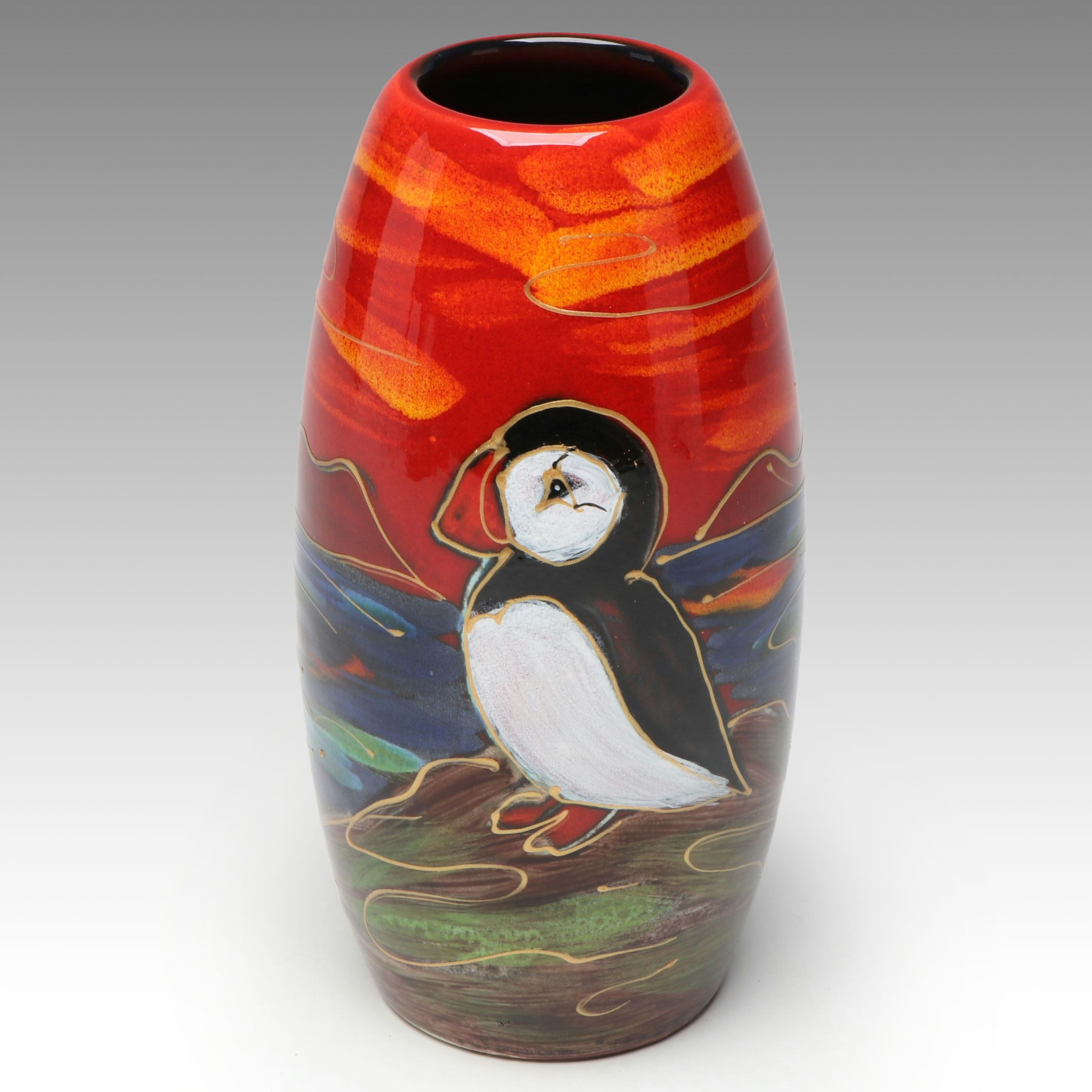 Anita Harris "Puffin" English Art Pottery Vase | Barnebys
