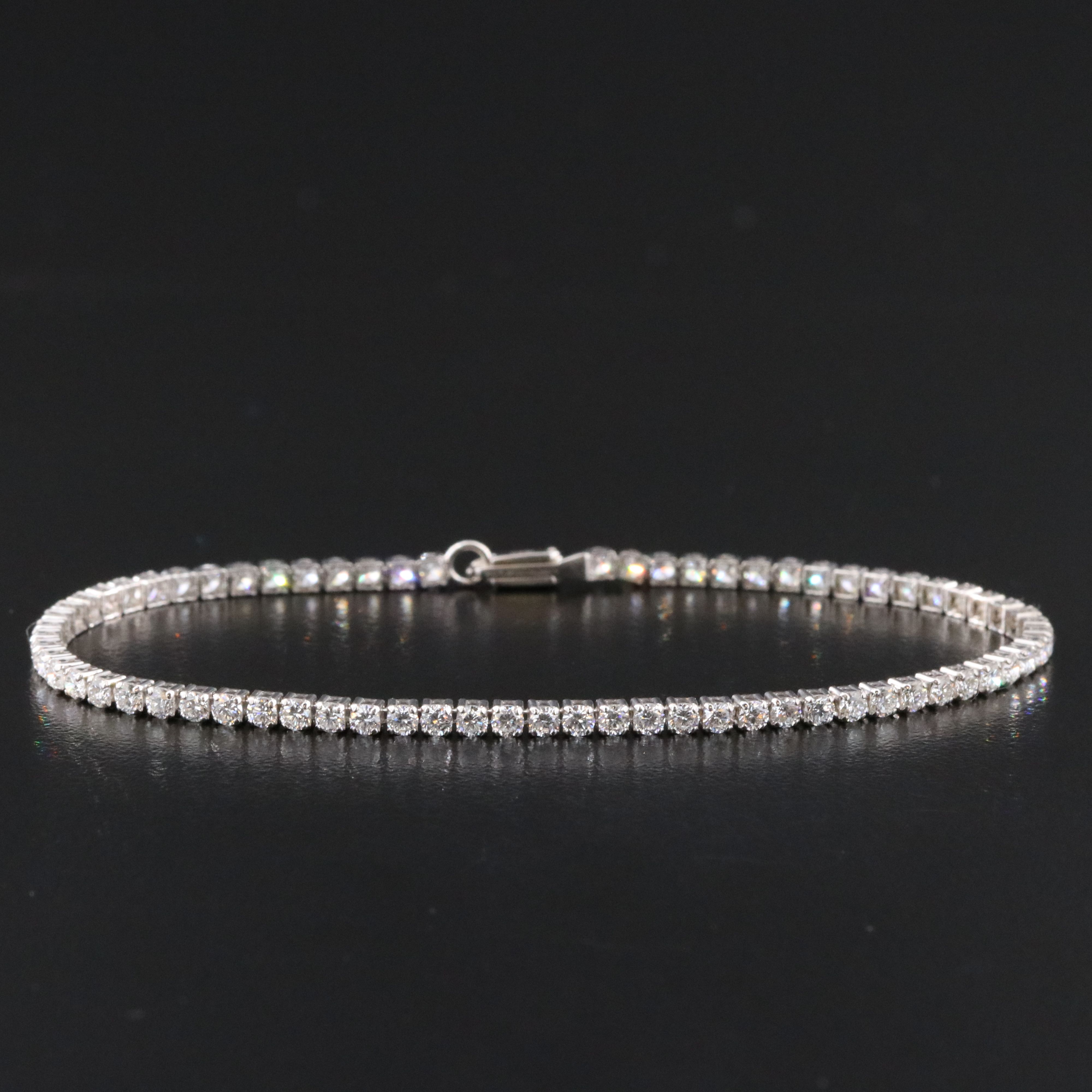 14K 2.80 CTW Lab Grown Diamond Bracelet with IGI Report | Barnebys
