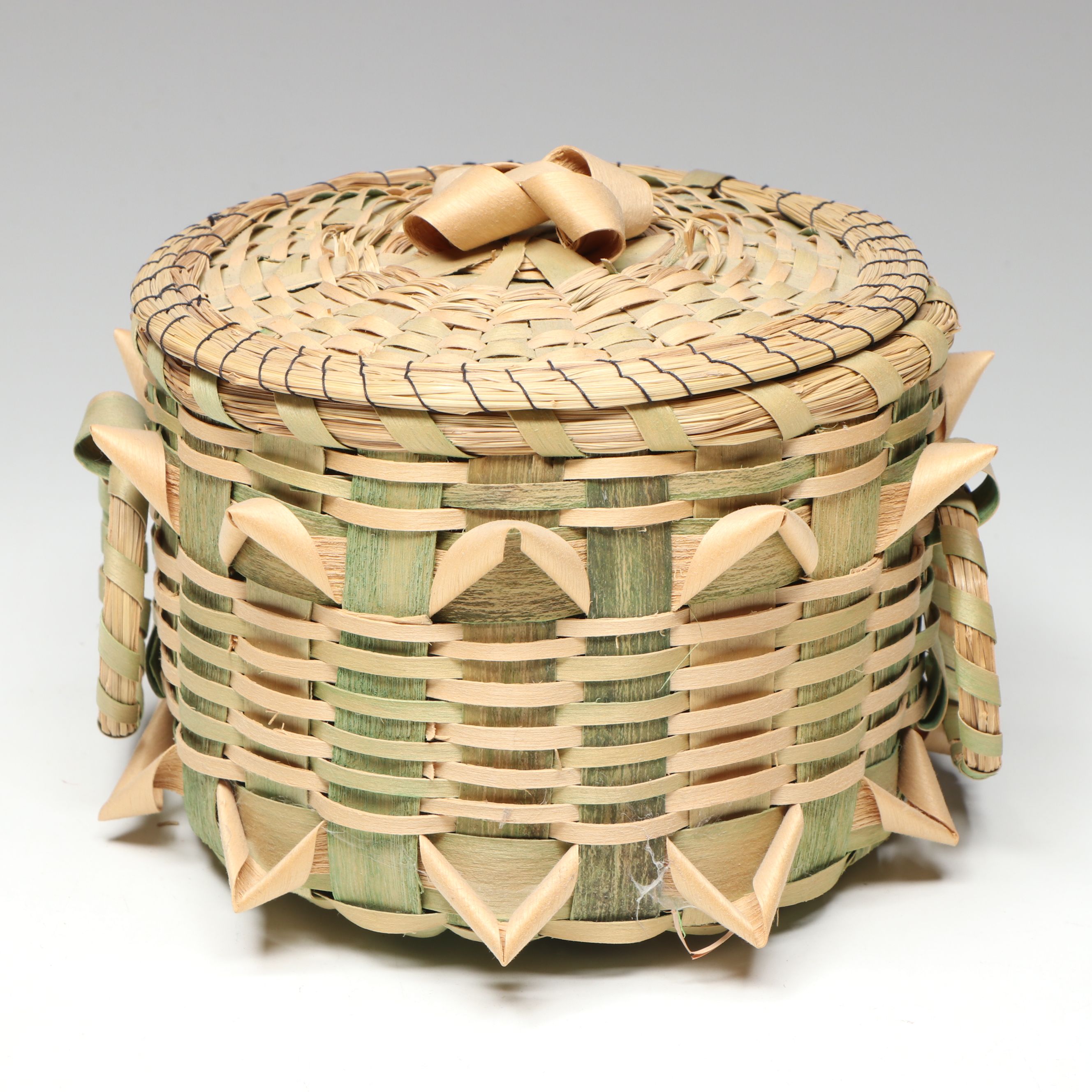 Rosie Ermatinger Mohawk Black Ash and Sweetgrass Lidded Sewing Basket ...