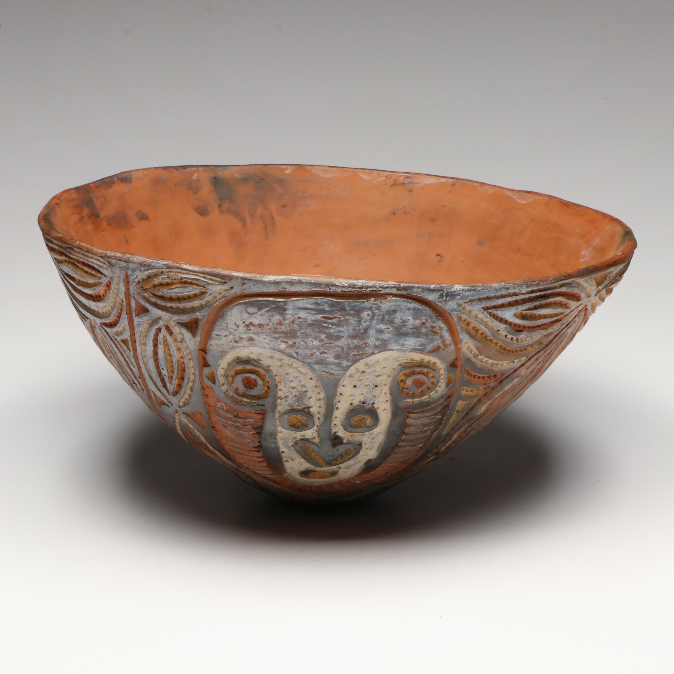 Papua New Guinea Sepik River Region Incised Kamana Sago Bowl | Barnebys