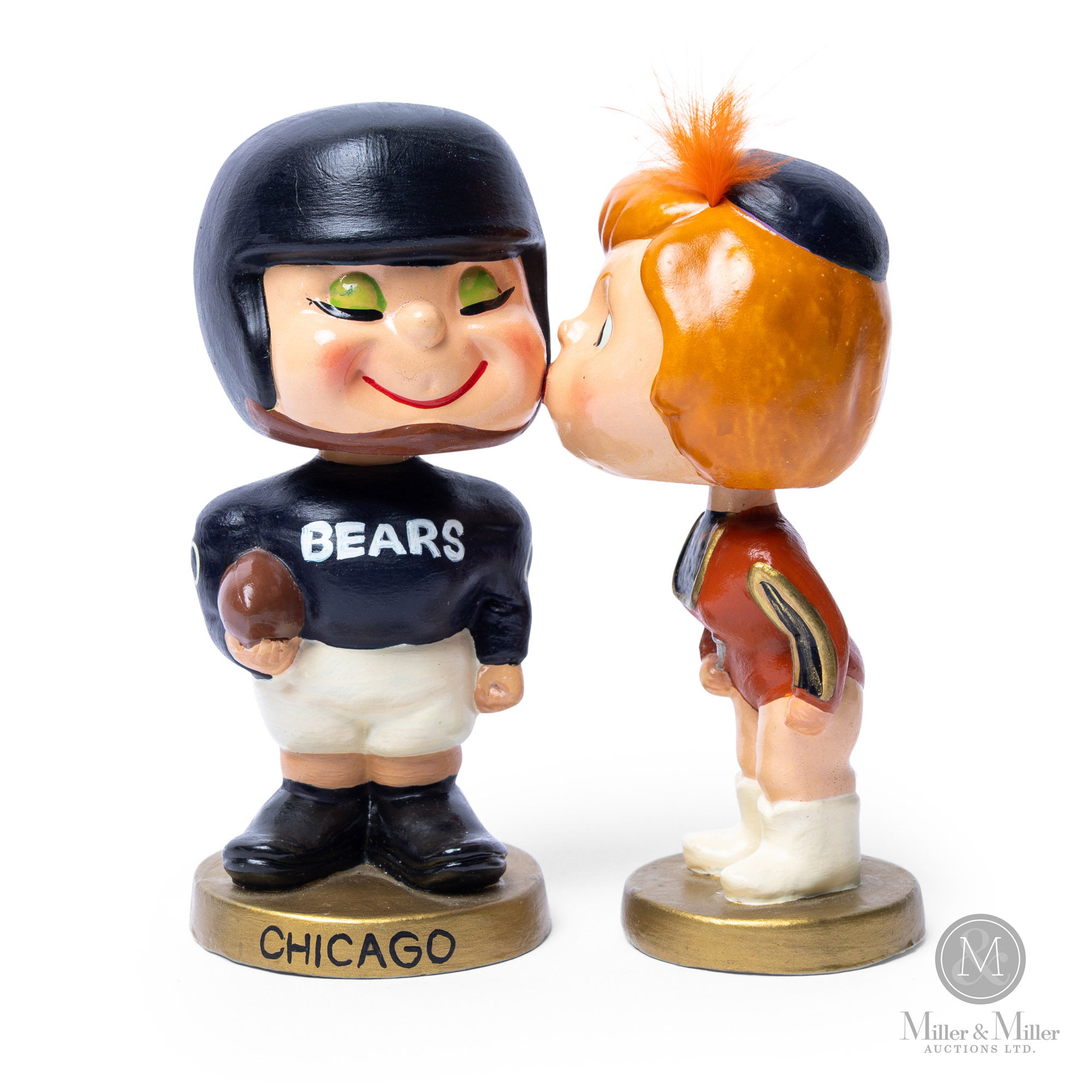 1962-1964 Chicago Bears Kissing Pair Nodders | Barnebys