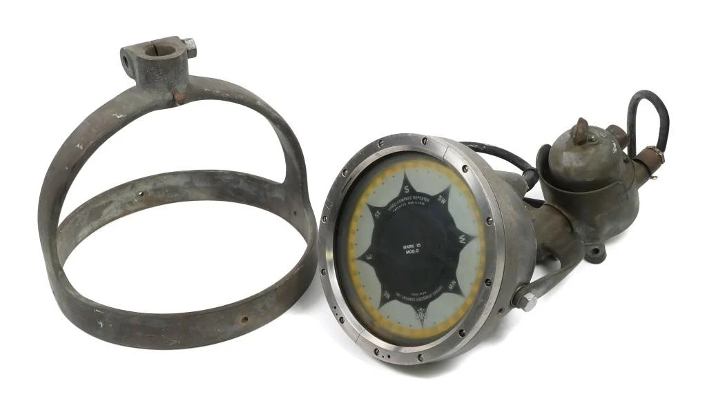 WW2: SPERRY MARK 15 GYRO-COMPASS REPEATER | Barnebys
