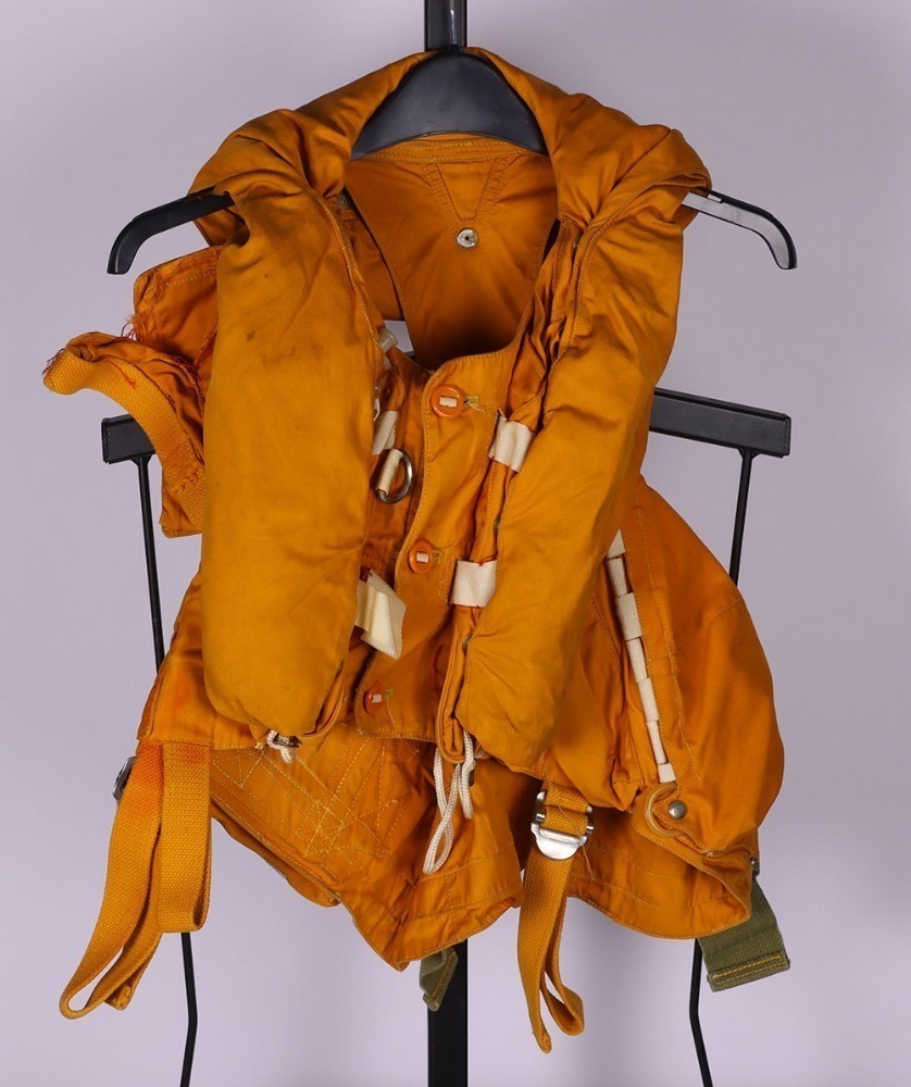 1960's RAF Mk4a Mae West Life Preserver | Barnebys