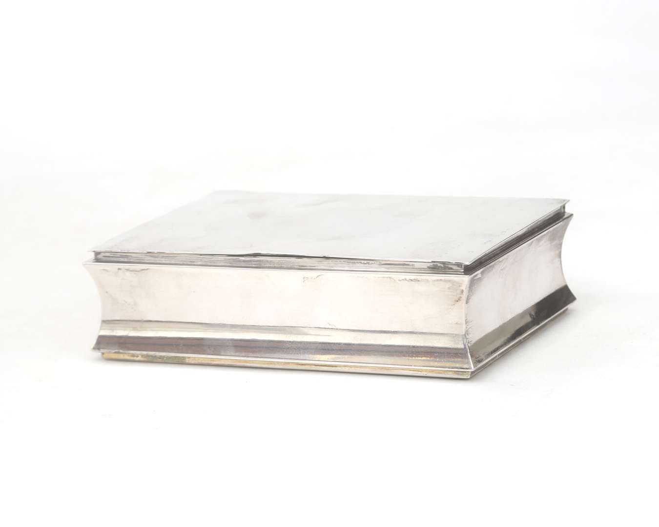 A 1st grade silver cigarette case, Germany, 20th century. | Barnebys