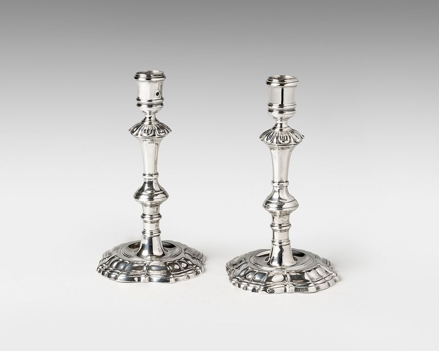18th century Irish sliver candlesticks | Barnebys