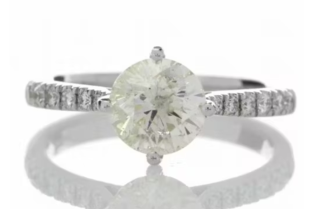 Find past auction results & realized prices on Barnebys’ results database.