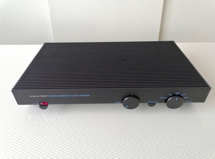 Musical Fidelity - A100-X Solid state integrated amplifier | Barnebys