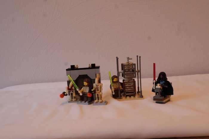 LEGO Set - Star Wars - 7101 Lightsaber Duel en 7204 Jedi Defense II ...
