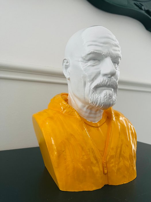 Pythia(1993) - Bust, Walter white breaking bed - 25 cm - Plastic - 2025 ...