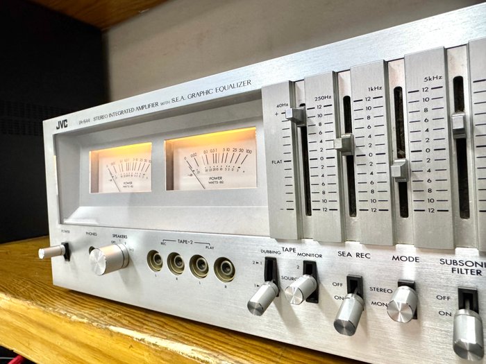 JVC - JA-S44 - S.E.A Solid state integrated amplifier | Barnebys