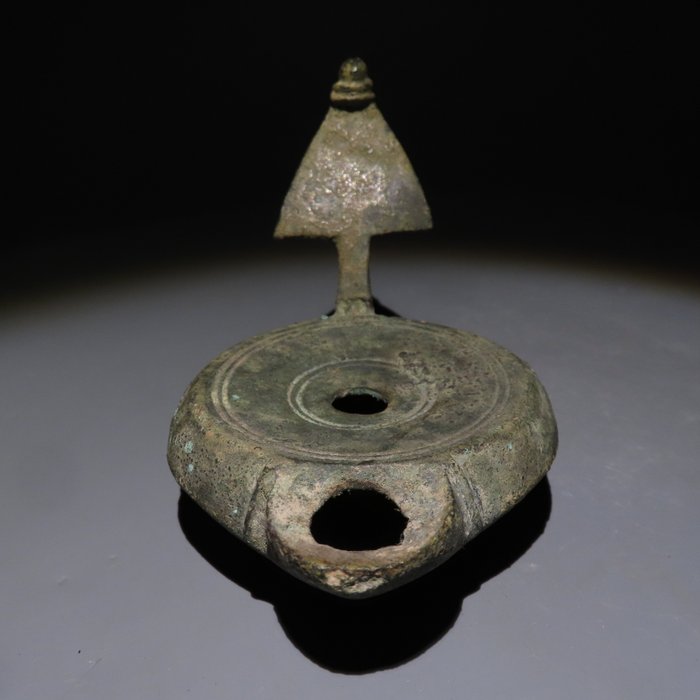 Ancient Roman Bronze Oil Lamp. 3rd-4th century AD. 11 cm length | Barnebys