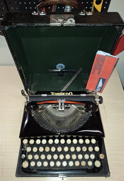 Torpedo Buromaskinewerke AG - Model 12 - Typewriter - 1930-1940 | Barnebys