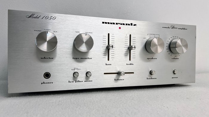 Marantz - Model 1050 (reconditioned) Solid state integrated amplifier ...