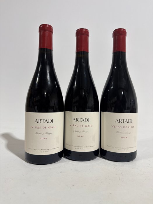 2022 Bodegas Artadi, Viñas de Gain - Rioja - 3 Bottles (0.75L) | Barnebys