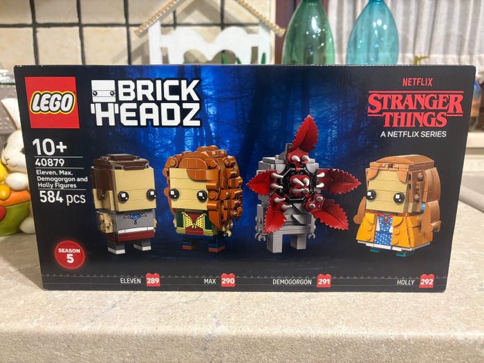 LEGO Set - 40879 - Stranger Things - BrickHeadz Stranger Things | Barnebys