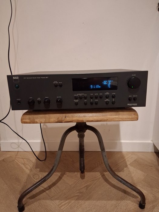 NAD - AV surround sound tuner preamplifier Preamplifier | Barnebys