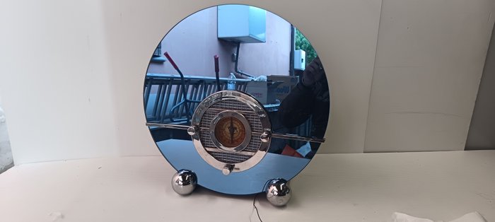 Replica of Sparton Bluebird Table Radio - LW 119 Radio | Barnebys