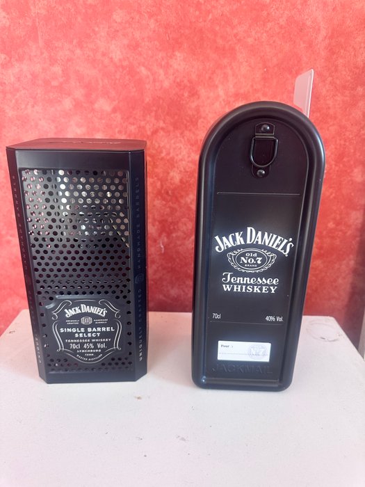 Jack Daniel's Single Barrel Select in giftbox & Old No 7 Mailbox ...