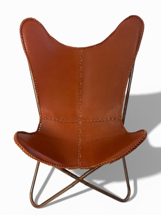 Armchair - butterfly chair - Leather, Metal - butterfly chair | Barnebys