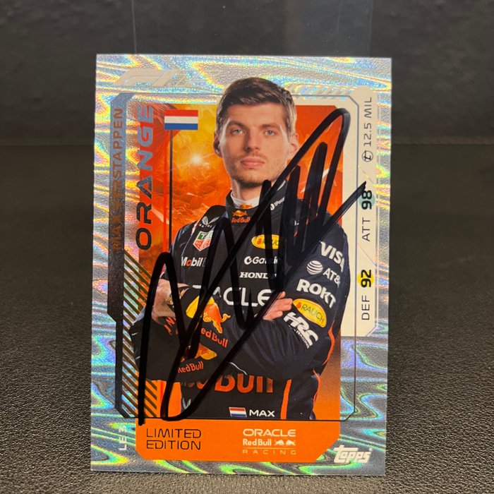 Red Bull Racing - Max Verstappen - 2025 - Trading Card | Barnebys