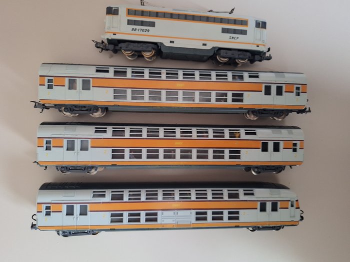 Lima H0 - Train set (4) - Train VB2N "livrée béton" - SNCF | Barnebys