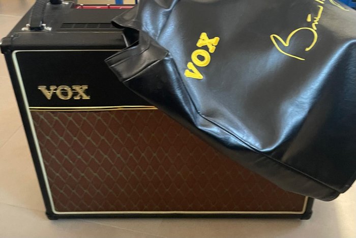 VOX AC30 Brian May signature - Number of items: 1 - Guitar tube ...