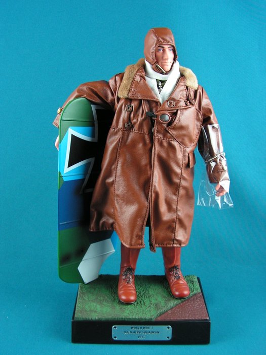 Hasbro - Toy Hasbro GI JOE WW1 1/6 Action Figure Pilot... | Barnebys