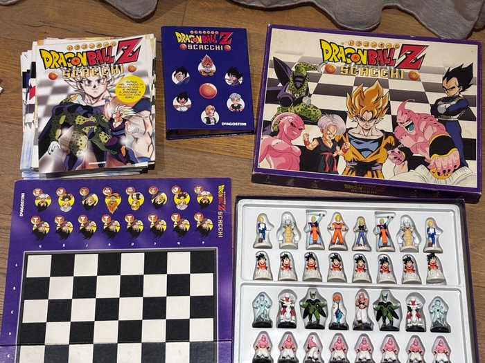 DeAgostini - Chess set - Dragon Ball Z Scacchi - Plastic | Barnebys