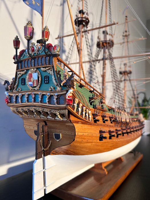 Model ship - De Friesland (VOC) - A rare model of absolute museum ...