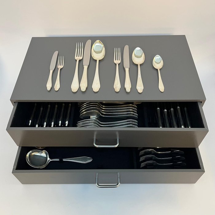M.J. Gerritsen Bestekcassette model Chippendale - Cutlery set (64 ...