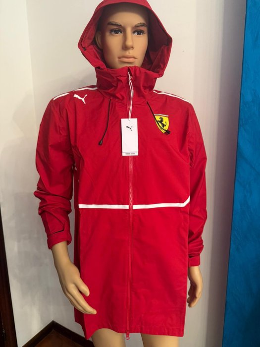Ferrari - SF Team Rain Jacket - HyperCar 499P - 2025 - Team wear | Barnebys