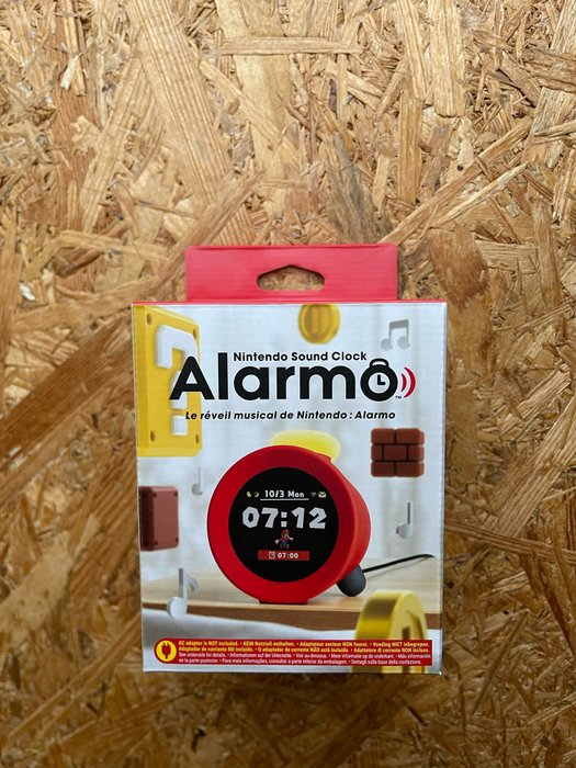 Nintendo - ALARMO Sound Clock - Video game merchandise - In original sealed box | Barnebys