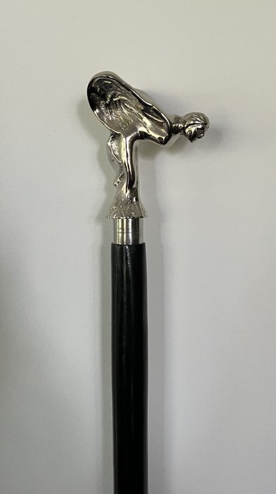 Walking stick - Wood with a Lady Rolls-Royce as a handle. | Barnebys