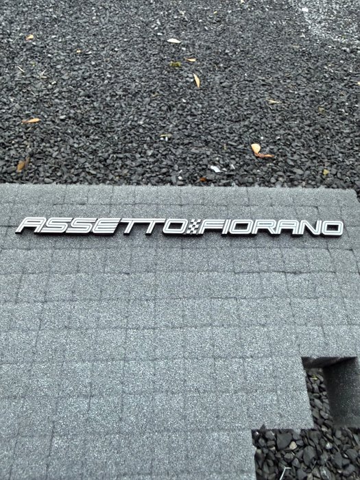 Badge - Ferrari - Assetto Fiorano - SF90 Stradale spider - 296 GTB GTS ...