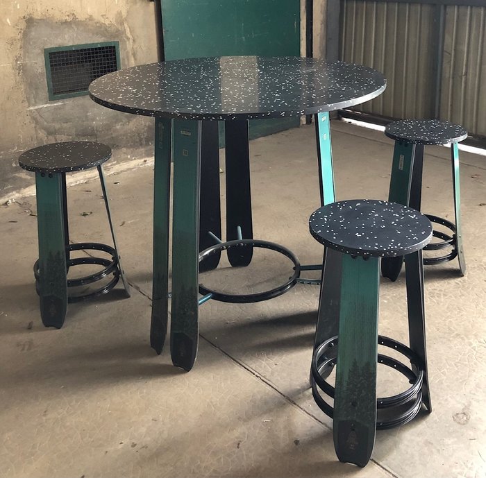 ArtSkiTech - Table (4) - skis and bicycle rims - Table... | Barnebys