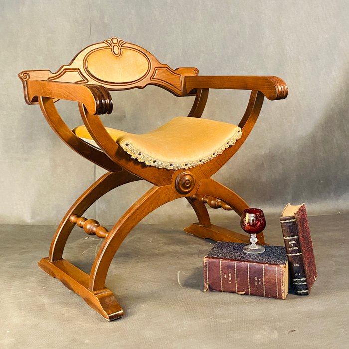 Chair - Wood, Reinterpretation of Medieval Renaissance style | Barnebys