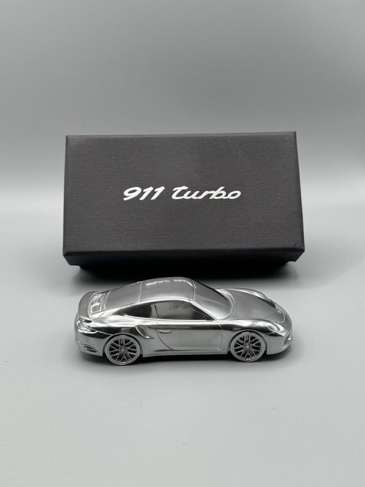 Porsche 911 991.2 Turbo Paperweight - Porsche | Barnebys