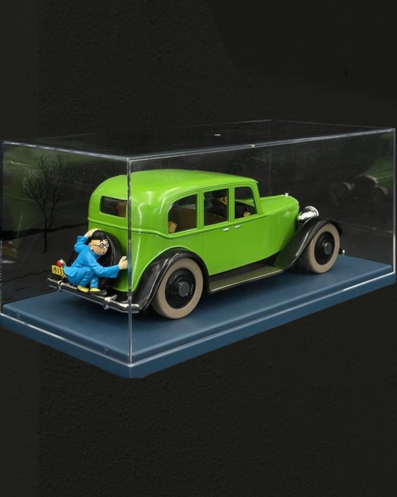 Tintin - La Voiture de Mitsuhirato – Le Lotus Bleu +... | Barnebys