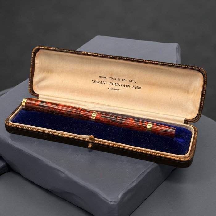 Mabie Todd & Co. - Mabie Todd Swan 1300 SF - Fountain pen | Barnebys